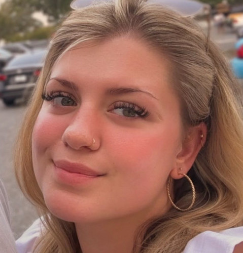 Haley F. Babysitter - Sevierville, TN 37876 | Upwards